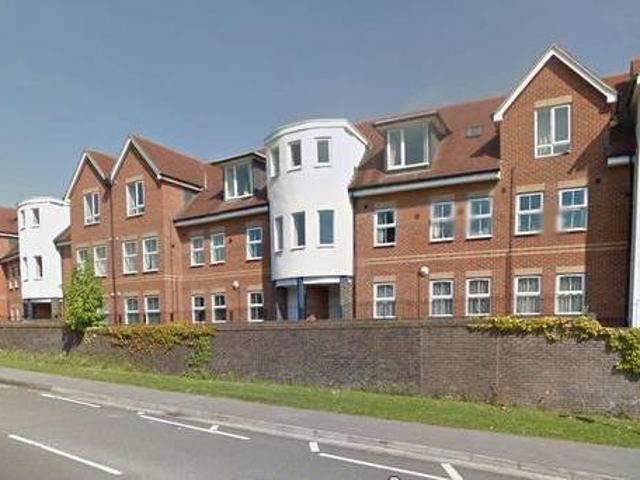2 bedroom flat for rent in Timberlake Road Basingstoke Hampshire RG21