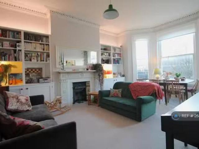 2 bedroom flat for rent in Tisbury Road, Hove, BN3