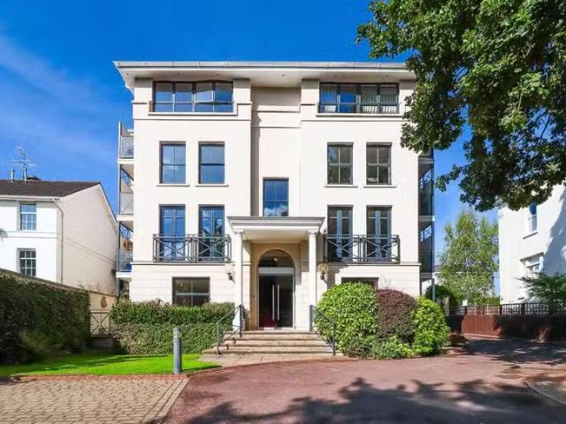2 bedroom flat for rent in Tivoli GL50 2TF, GL50