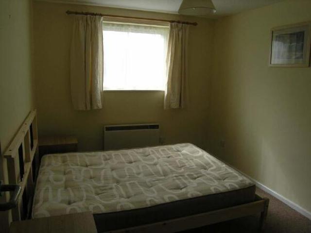 2 bedroom flat for rent in Tonnelier Road, Dunkirk, NG7