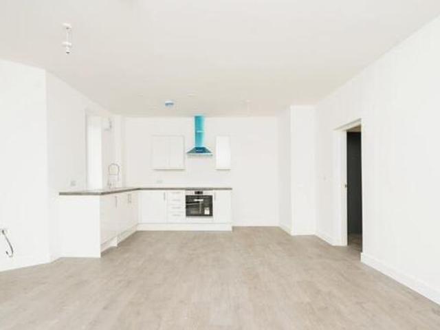 2 Bedroom Flat For Rent In Tottenham, London