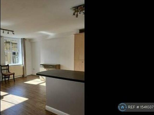 2 bedroom flat for rent in Town Hall Apartments Sowerby Bridge HX6