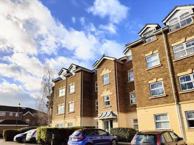 2 bedroom flat for rent in Trevelyan Place West Sussex RH16