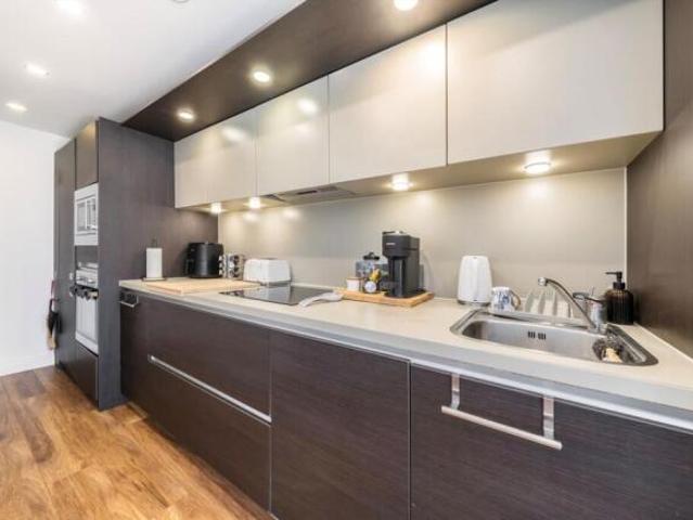 2 bedroom flat for rent in Trevithick Way, Bow, E3