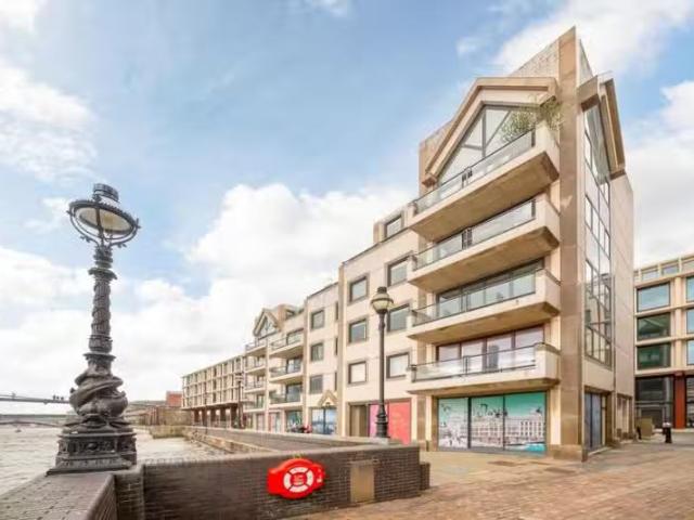 2 bedroom flat for rent in Trig Lane, City of London, EC4V