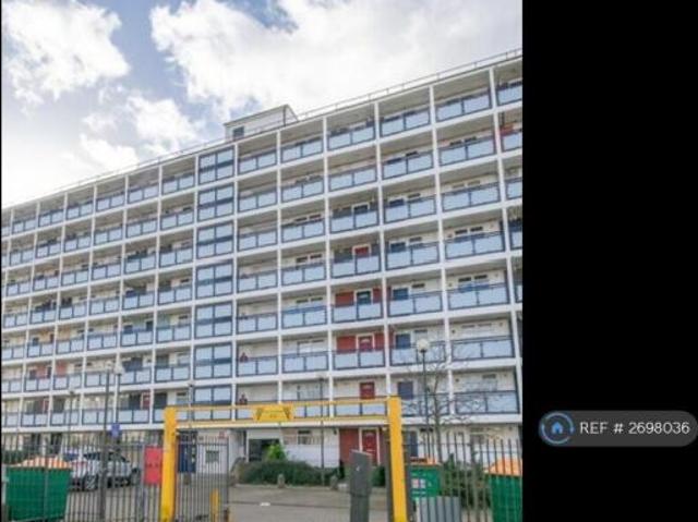 2 bedroom flat for rent in Trinity Gardens, London, E16