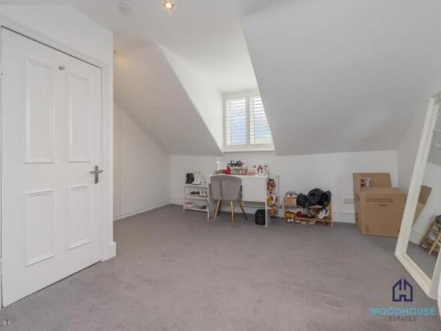 2 bedroom flat for rent in Trinity Road, Wood Green, Haringey, London, N22