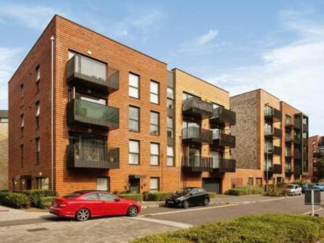 2 Bedroom Flat For Rent In Trumpington