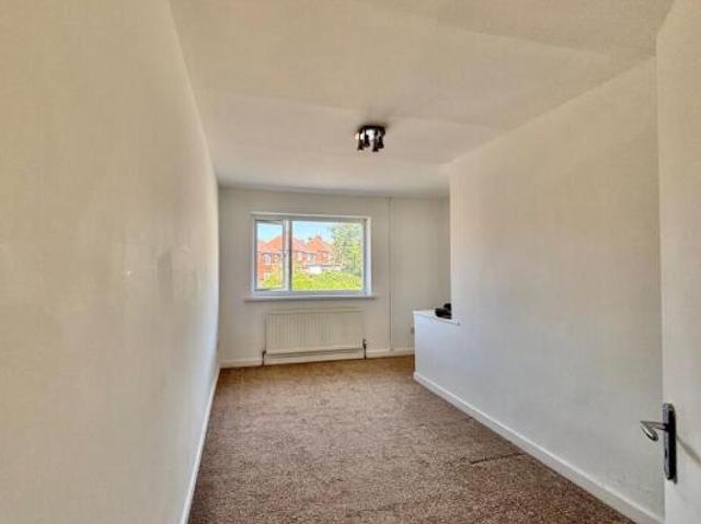 2 bedroom flat for rent in Tunstall Road, SR2