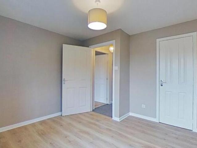 2 bedroom flat for rent in Tullis Gardens, Glasgow, G40
