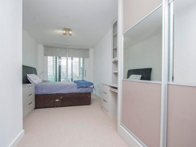 2 bedroom flat for rent in Unex Tower, London, E15