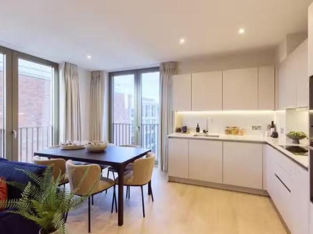 2 bedroom flat for rent in Union Walk, Edinburgh, EH3