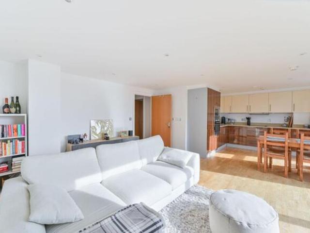2 bedroom flat for rent in Union House, Woolwich, London, SE18