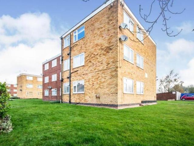 2 bedroom flat for rent in Upper Eastern Green Lane, Coventry, CV5