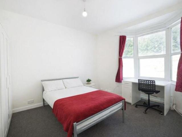 2 bedroom flat for rent in Upper Lewes Road, Brighton, BN2