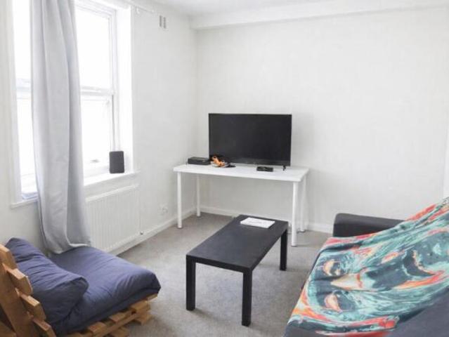 2 bedroom flat for rent in Upper Lewes Road, Brighton, BN2