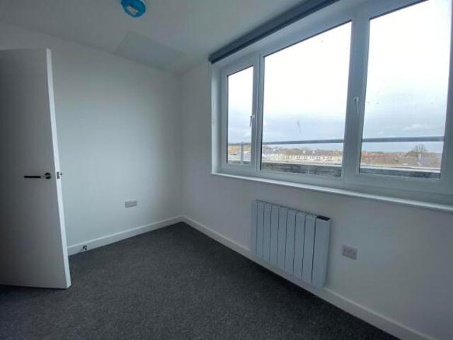 2 bedroom flat for rent in Upperton Road, Eastbourne, East Sussex, BN21
