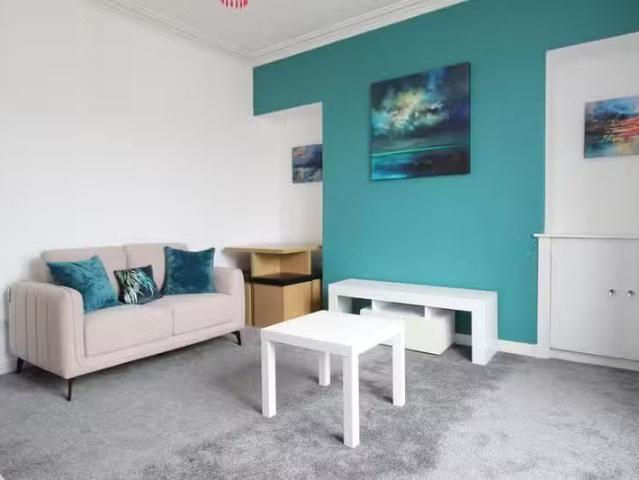 2 bedroom flat for rent in Urquhart Street, Top Floor, AB24