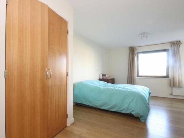 2 bedroom flat for rent in Uxbridge Road, Ealing, W13