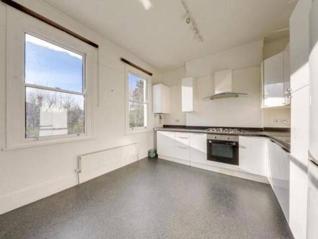 2 bedroom flat for rent in Vancouver Road, Forest Hill, SE23