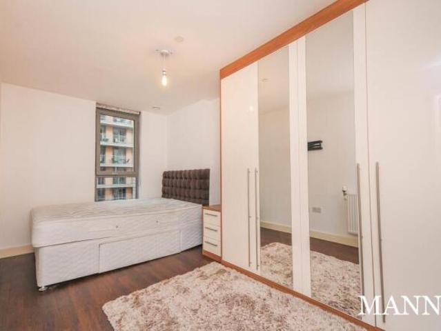 2 bedroom flat for rent in Venice Corte, Elmira Street, SE13