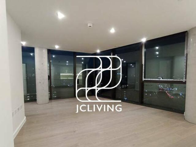 2 bedroom flat for rent in Vetro Court London E14