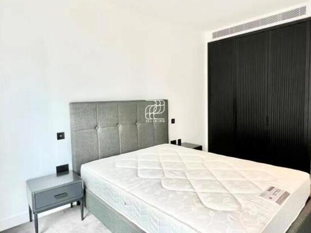 2 bedroom flat for rent in Viaduct Gardens Nine Elms SW11
