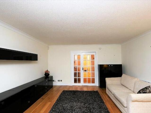 2 bedroom flat for rent in Victoria Circus, Hyndland, Glasgow, G12