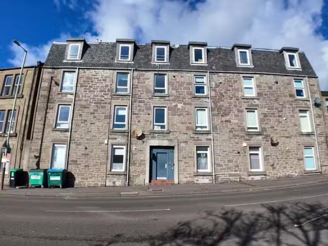 2 bedroom flat for rent in Victoria Road, Dundee, Dundee City.