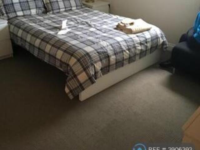 2 bedroom flat for rent in Victoria Road, G66 7Gb, G42