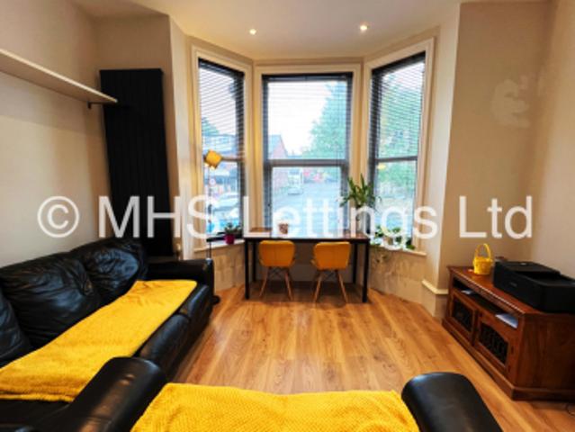 2 Bedroom Flat for rent in Victoria Road, LS6 from just £139pppw without bills | MHS Lettings