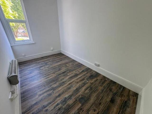 2 bedroom flat for rent in Vickers Street, Mapperley Park, NG3 4LD, NG3