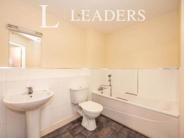 2 bedroom flat for rent in Vista, Fratton Way, PO4
