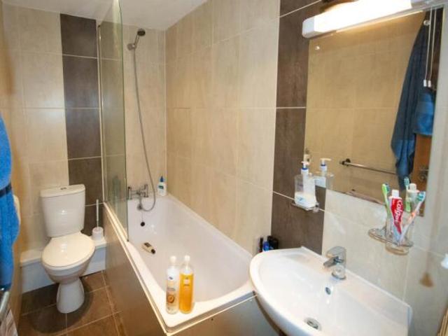 2 bedroom flat for rent in Vulcan Court, Wyeverne Road, Cathays, Cardiff, CF24