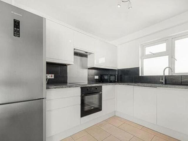 2 Bedroom Flat For Rent In Wandsworth, London