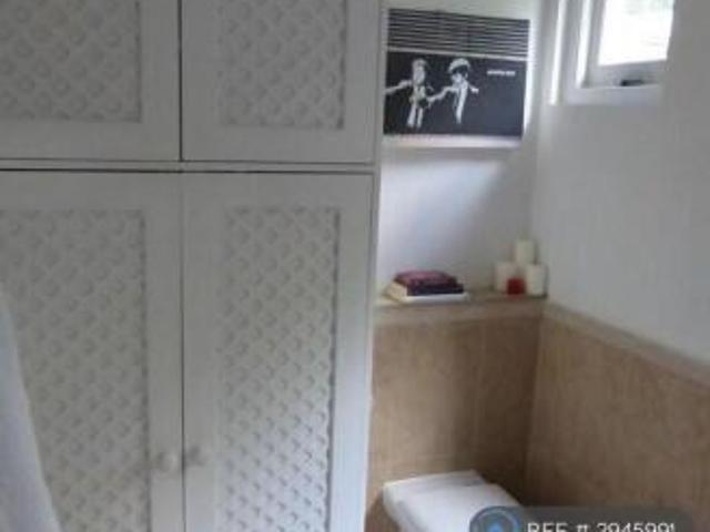 2 bedroom flat for rent in Wandsworth, London, SW18