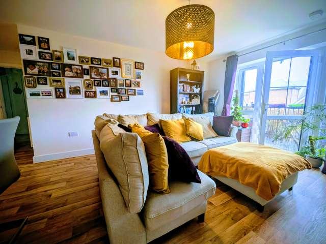 2 bedroom flat for rent in Walton on Thames