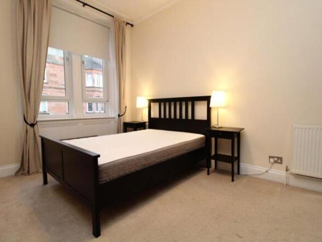 2 bedroom flat for rent in Walton Street, Glasgow, G41