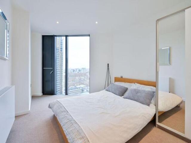 2 bedroom flat for rent in Walworth Road, Elephant and Castle, London, SE1