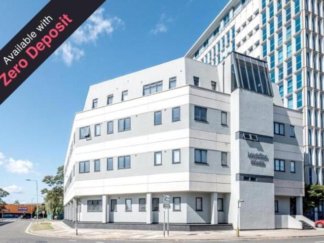 2 bedroom flat for rent in * Walking distance to Bedford Hospital* Meridian House Bedford MK42