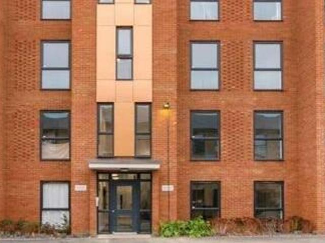 2 Bedroom Flat For Rent In Wallington