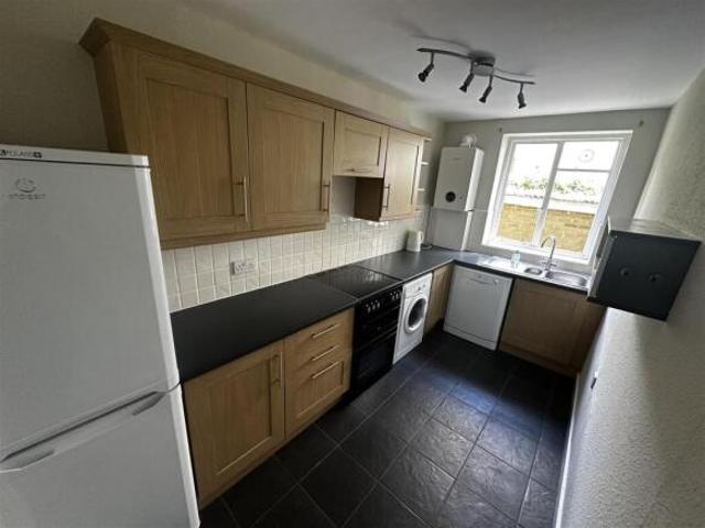 2 bedroom flat for rent in Warwick Place, Leamington Spa, CV32