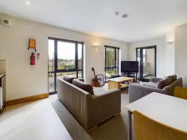 2 bedroom flat for rent in Warwick Road, Carlisle, CA1
