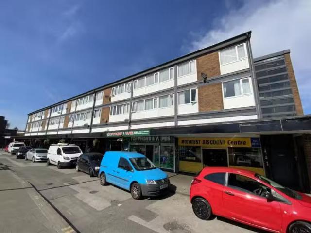 2 bedroom flat for rent in Warwick Road, Abirds Green, B27