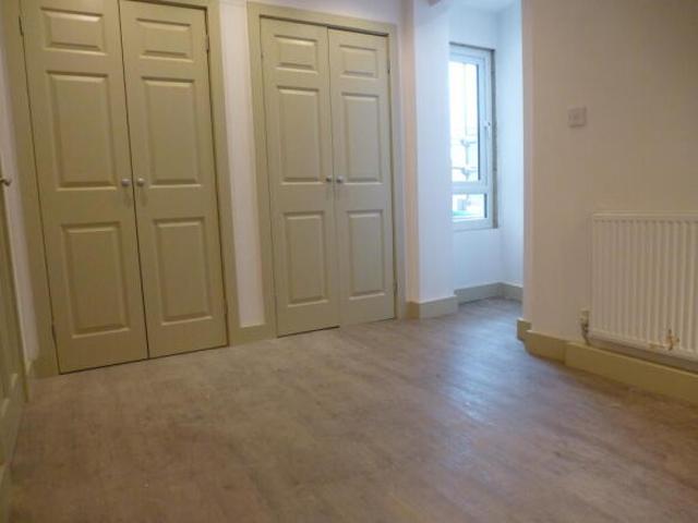 2 bedroom flat for rent in Warwick Street, Leamington Spa, CV32