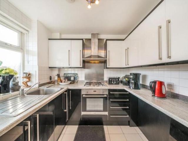 2 bedroom flat for rent in Warwick Way, London, SW1V