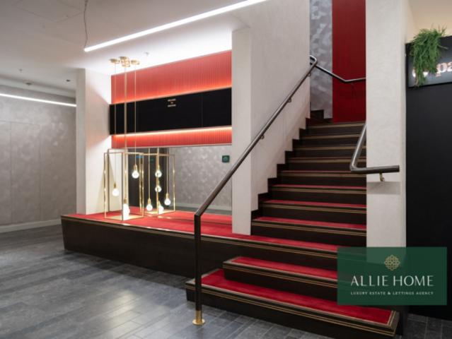 2 bedroom flat for rent in Wards Place, Hobart Building, E14