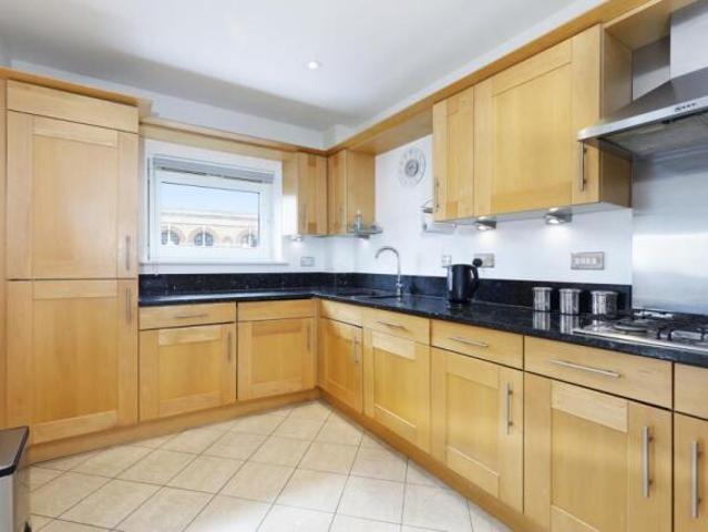 2 bedroom flat for rent in Warren House, Beckford Close, Kensington, W14