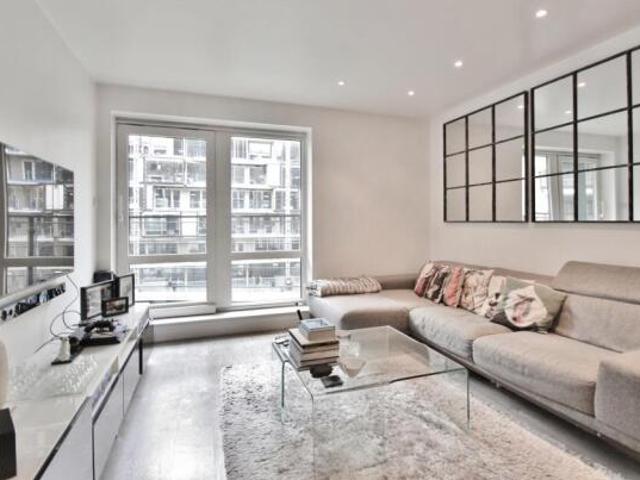 2 bedroom flat for rent in Warren House, Warwick Road, Kensington, W14