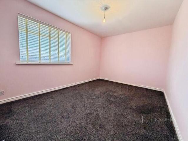 2 bedroom flat for rent in Warstones Gardens, Wolverhampton, West Midlands, WV4